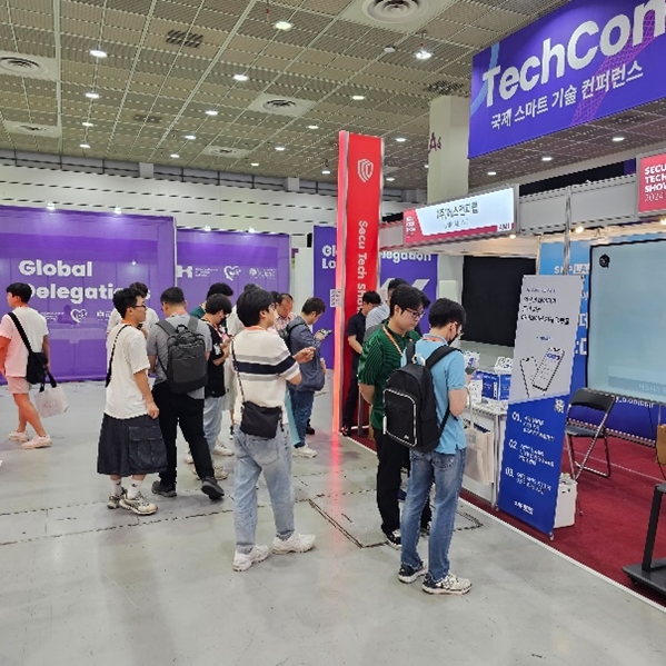 [AI 워크 서밋]AX 주도 대표 기업 한 자리에 모였다 - Kollo