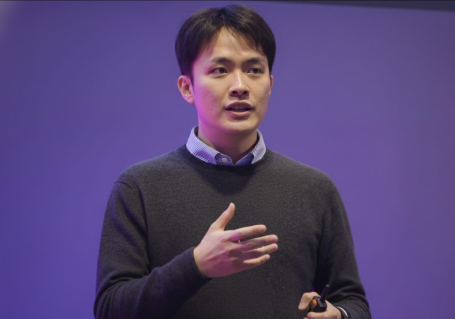 "A lump of methane turns into hydrogen and black gold"...Enklian ...